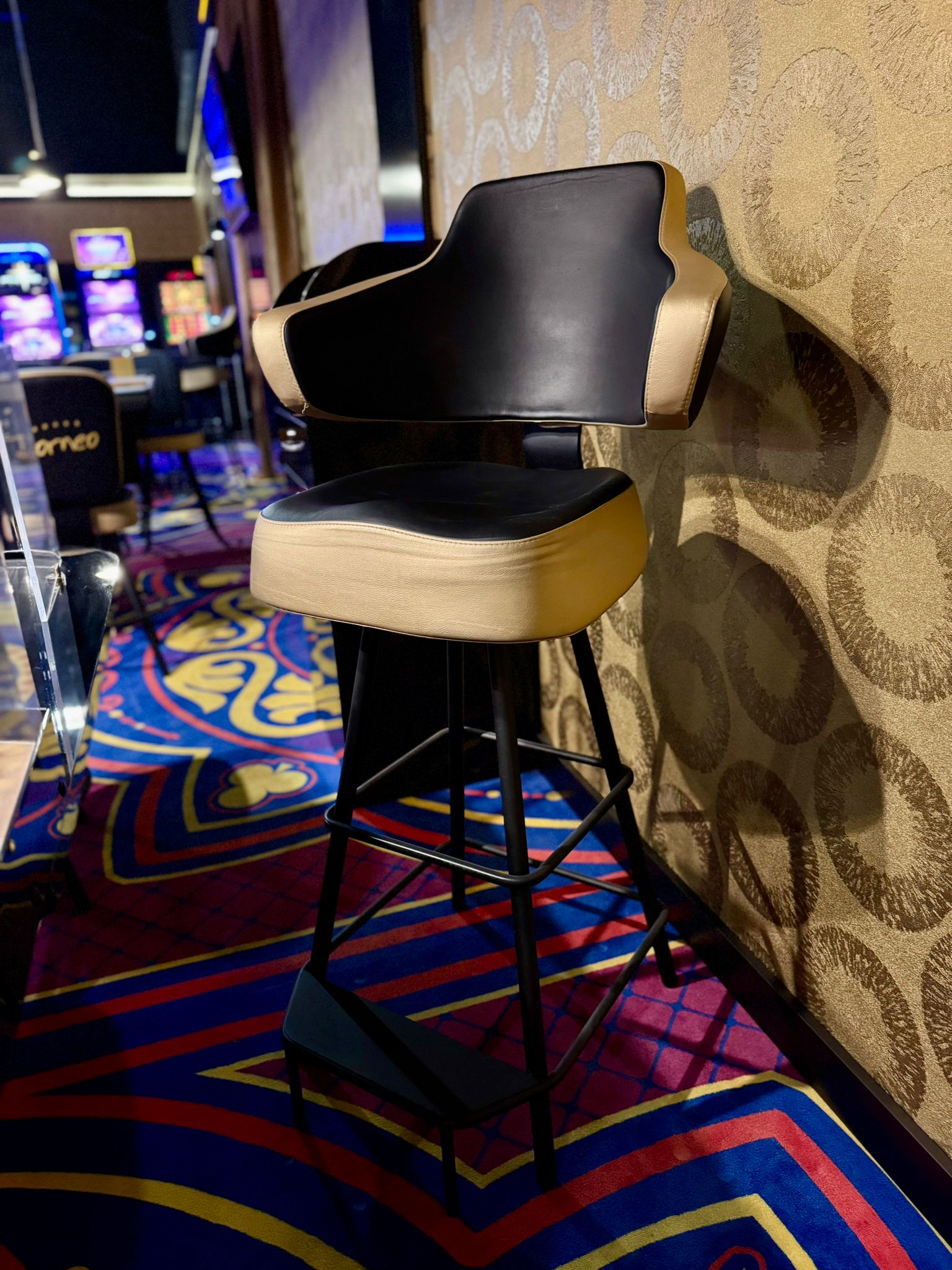 Inspector Chair – Apex Live Gaming